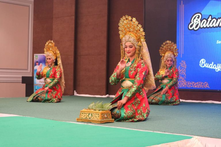 Batam Culture Performance - Dinas Kebudayaan dan Pariwisata Kota Batam